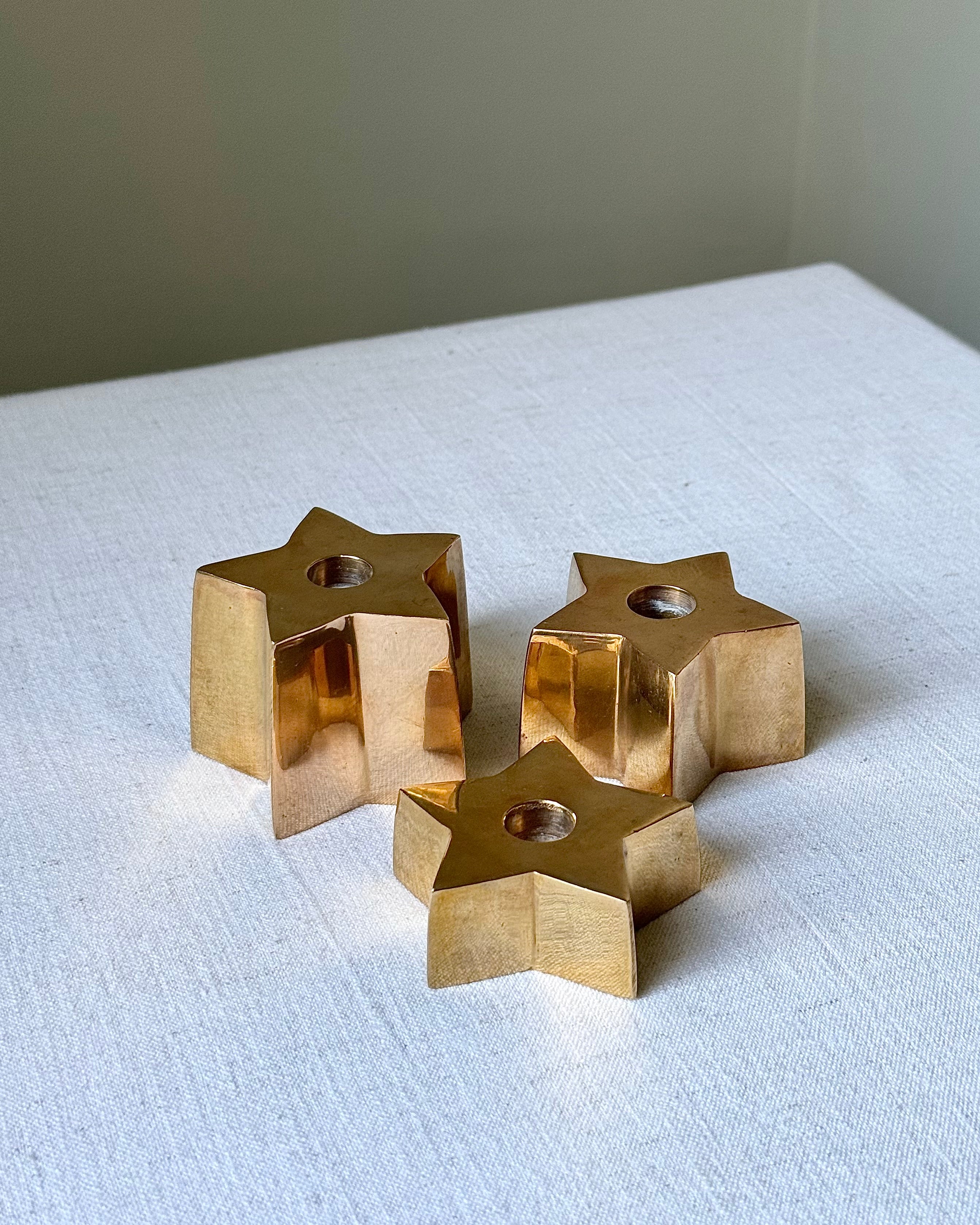 Trio of Scandinavian Graduated Brass Star Candleholders – Club Sourced